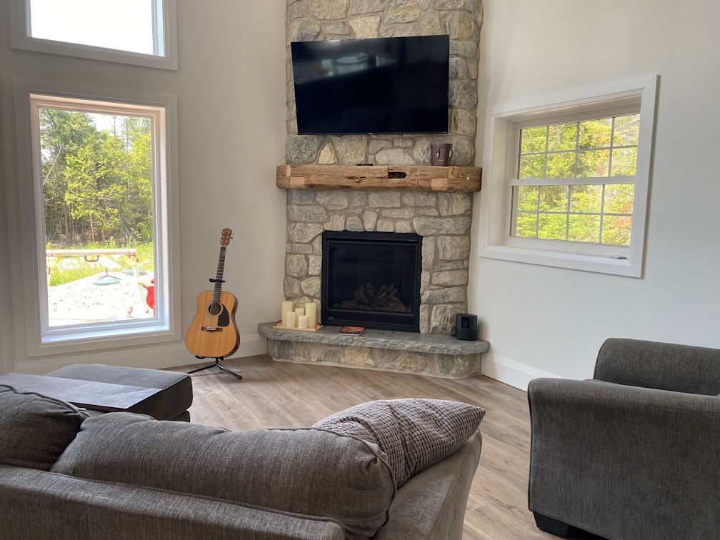 Weatheredge Limestone Tumbled Olde Mill Blend Fireplace in Wiarton, ON ...