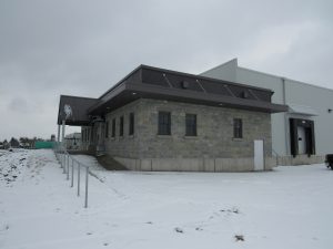 Finnie's Distributing Weatheredge Limestone Sawn Height 7 3/4" Building ...