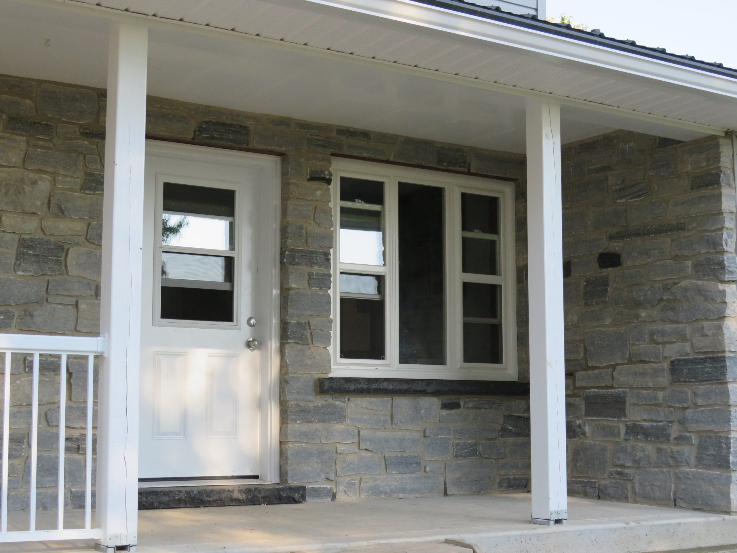 Timothy's Ledgerock Blend in the Millbank ON Area - Colonial Brick ...